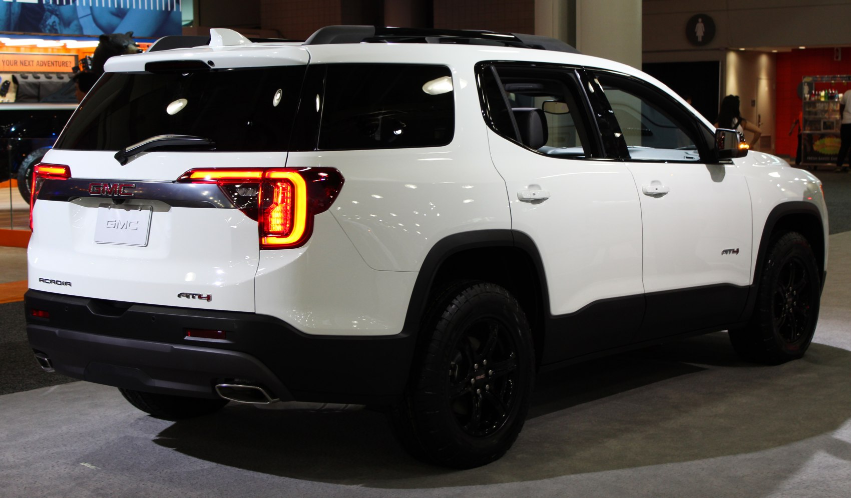 GMC Acadia II (facelift 2020) 2.0 (230 Hp) Automatic
